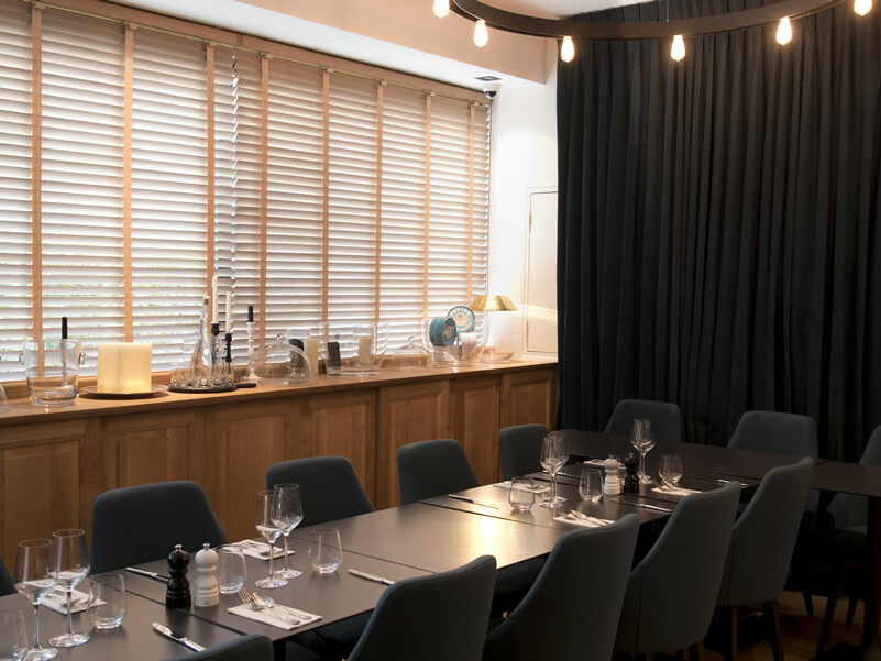 Club 3-5-7 – Ouverts à tous du lundi au vendredi de Midi à Minuit